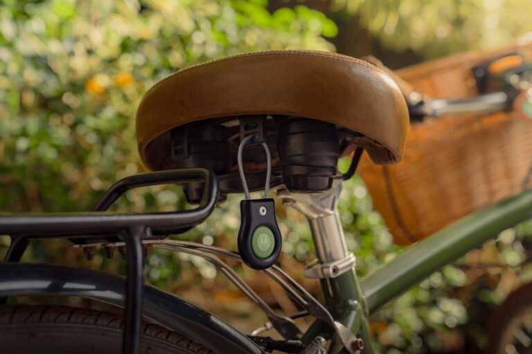 Motorola’s Moto Tag 2 Could Finally Give Android Users a Real AirTag ...